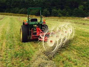 Using a Tractor Hay Rakes and Windrow Turners & Where to Buy - Durattach